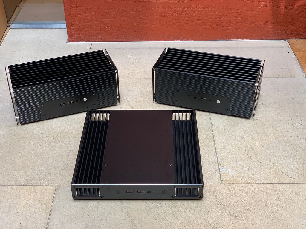 FS: 8th Generation Intel NUCs refurbished in fanless cases, ideal for ...