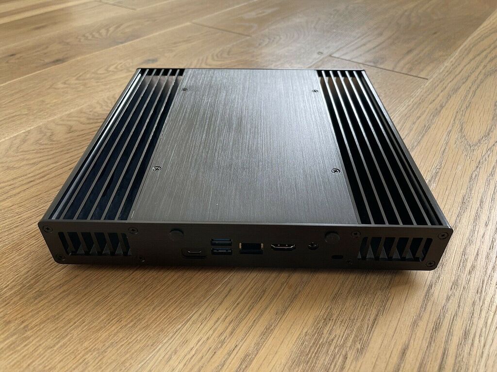 FS: Roon Core SILENT Intel NUC with Akasa Case 128GB SSD 2TB HDD ...